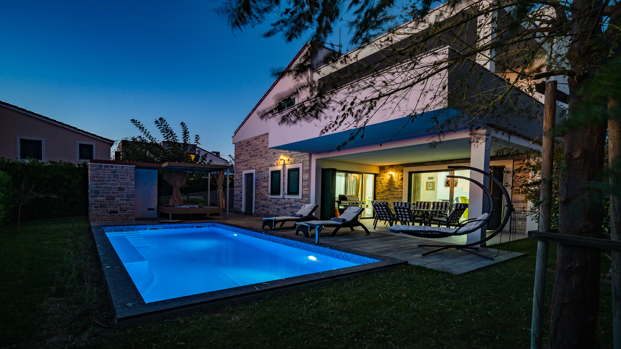 Villa Thalia in Novalja, Island of Pag – Villas Holiday